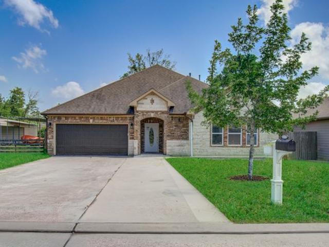 406 Elm Lake Dr, Houston, TX 77336