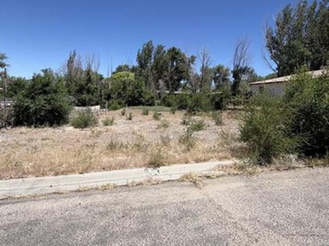 406 Feil Dr, Aztec, NM 87410