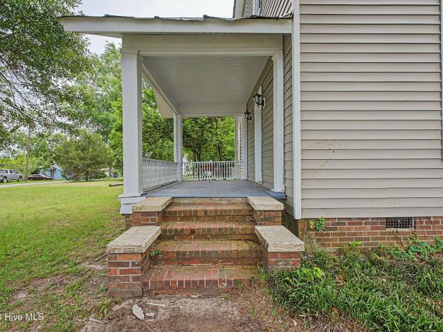 406 King Street