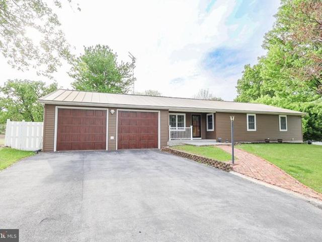 406 Hedrick Ave, Martinsburg, WV 25405