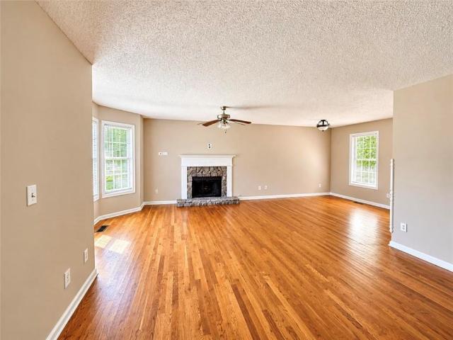 406 Ivy Crest Drive