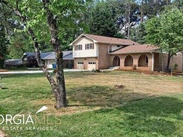 406 Jordan Dr, Tucker, GA 30084
