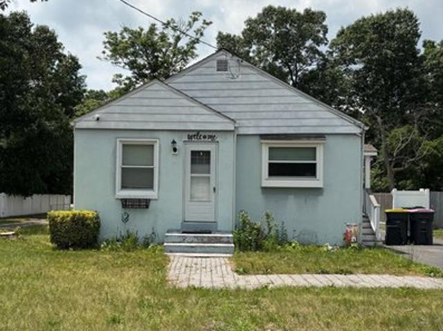 406 Oak Ave, West Berlin, NJ 08091