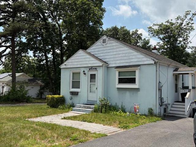 406 Oak Avenue