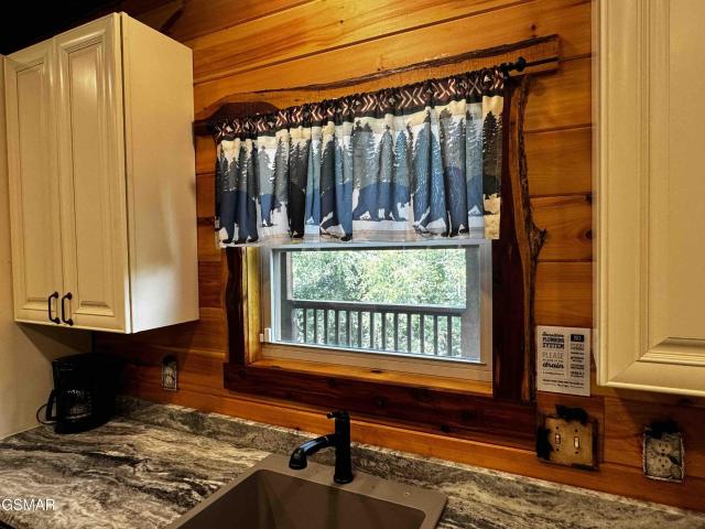406 Oak Sky Way, Sevierville, TN 37876 | MLS #3304