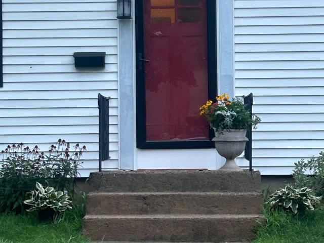 406 Oakwood Avenue, West Hartford, US, CT