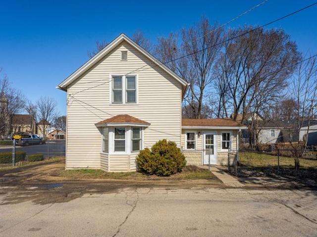 406 Laurel Ct, Belvidere, IL 61008