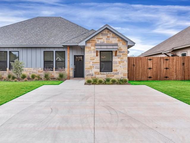 406 Lakeview St Unit A, Glen Rose, TX 76043