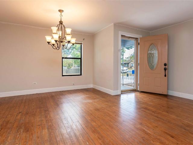 406 Lexington Rd # 1
