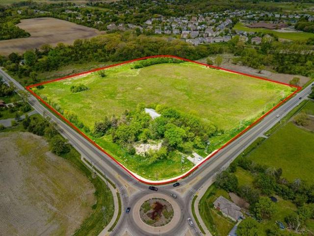 406 Monaville Rd, Lake Villa, IL 60046