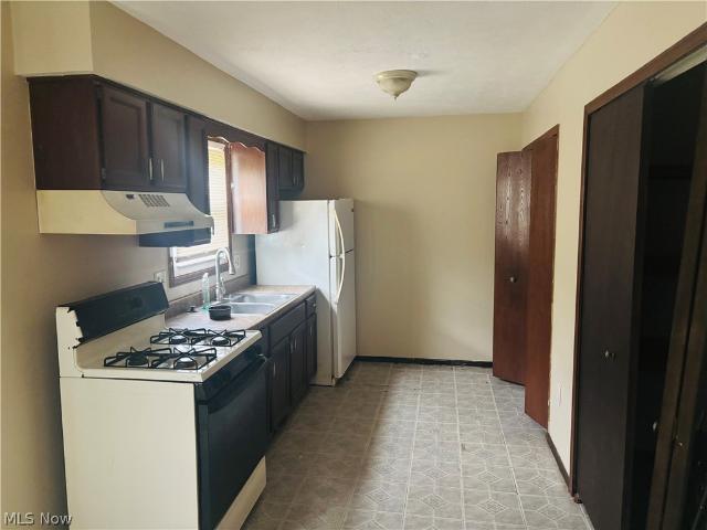 406 Maplebrook Drive 406
