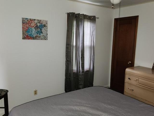 406 Marshall St, McMechen, WV 26040