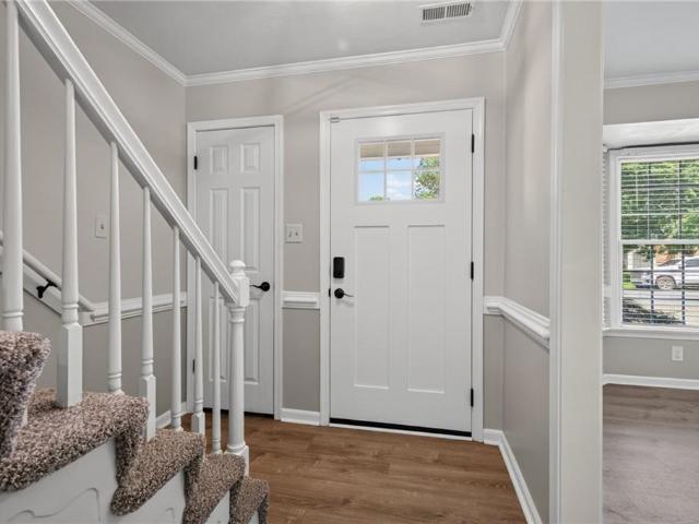 406 Middle Oaks DR