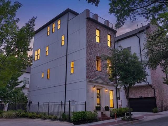 406 Mills St, Fort Worth, TX 76102