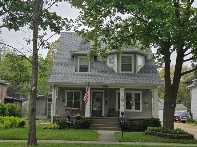 406 N 4th St, Oregon, IL 61061
