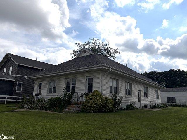 406 N 3rd Ave, Marshalltown, IA 50158