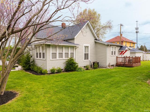 406 N Alameda Drive