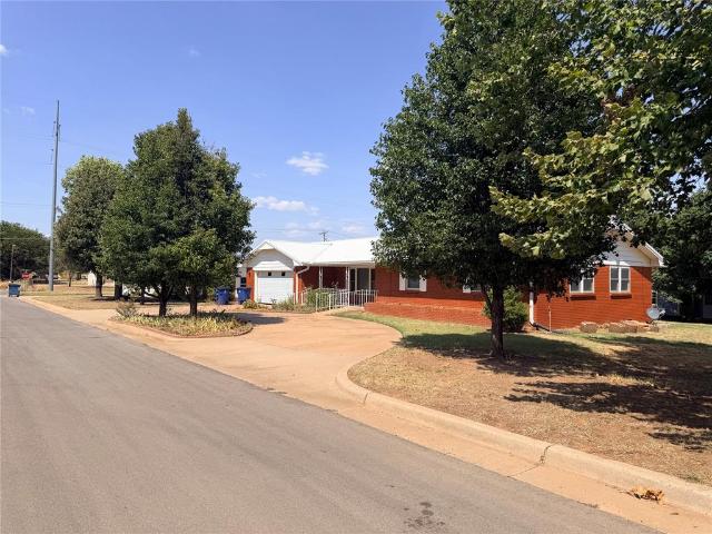 406 N Armor Avenue