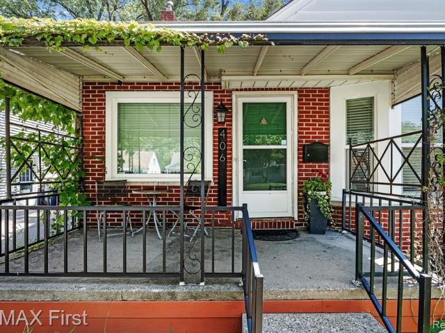 406 N Campbell Road