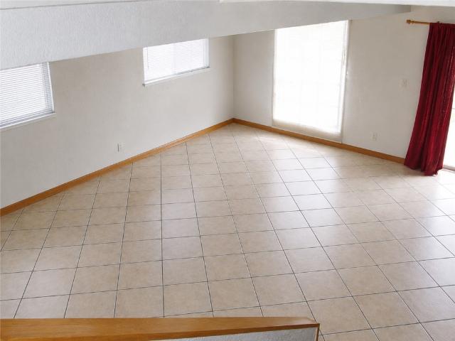 406 N Sandpiper