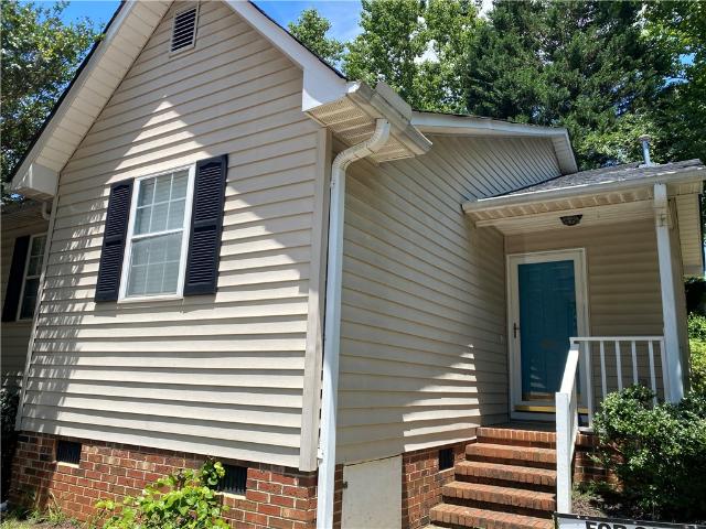 406 North Pointe Creek