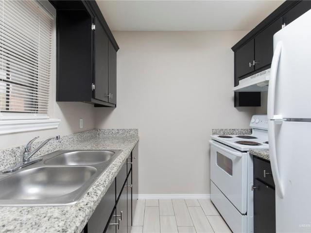 406 S 6th Street