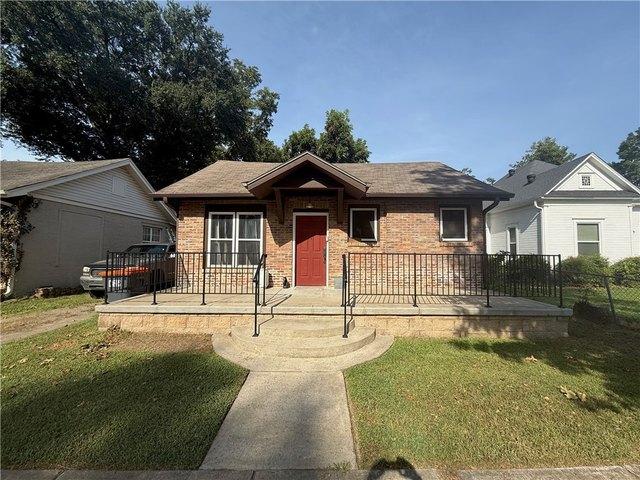 406 S Denver Ave, Russellville, AR 72801