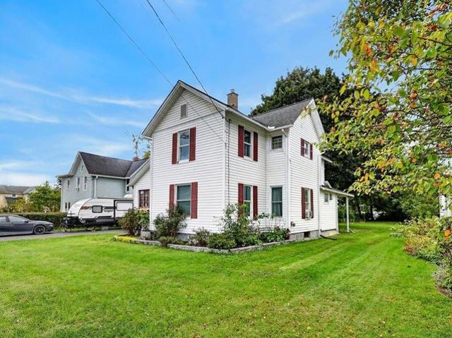 406 S Keystone Ave, Sayre, PA 18840