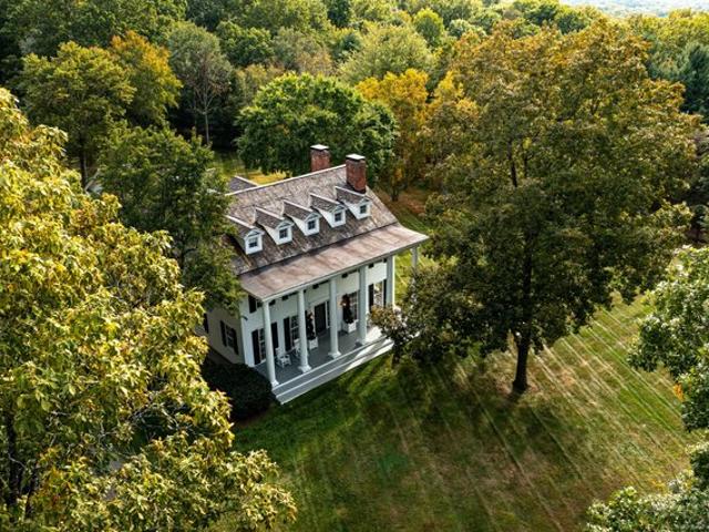 406 Shunpike Rd, Millbrook, NY 12545
