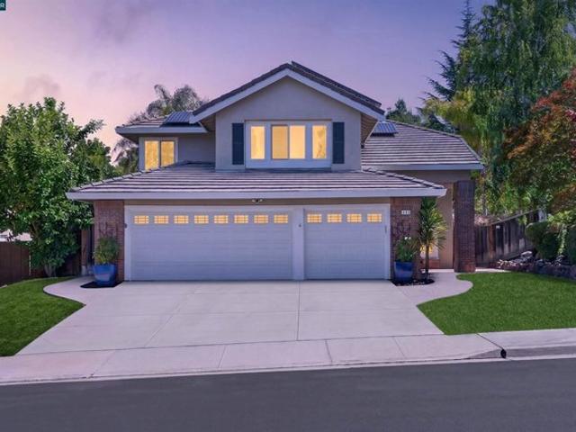 406 Skycrest Dr, Danville, CA 94506