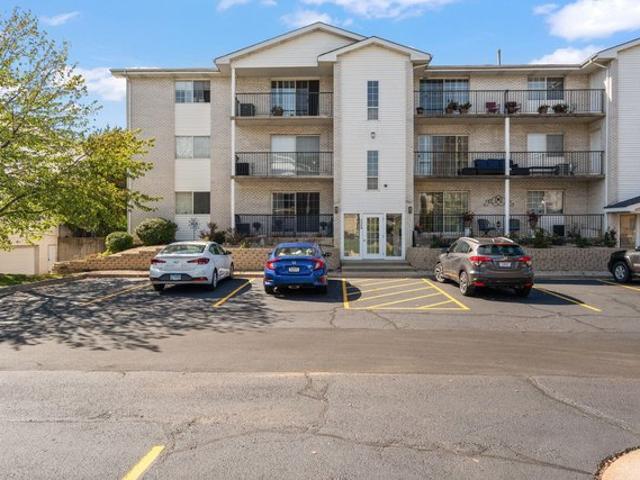 406 Sturdy Rd Unit 2A, Valparaiso, IN 46383