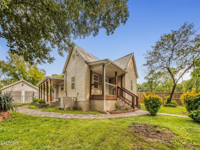 406 SW Mayfield Ave