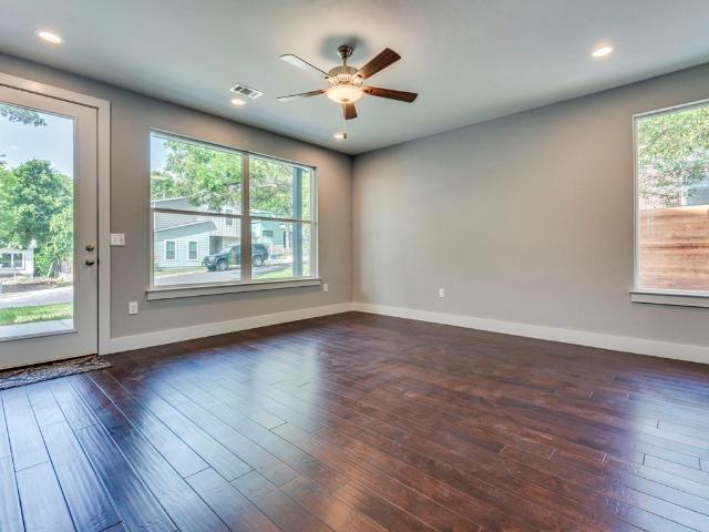 406 Post Road Dr # 1