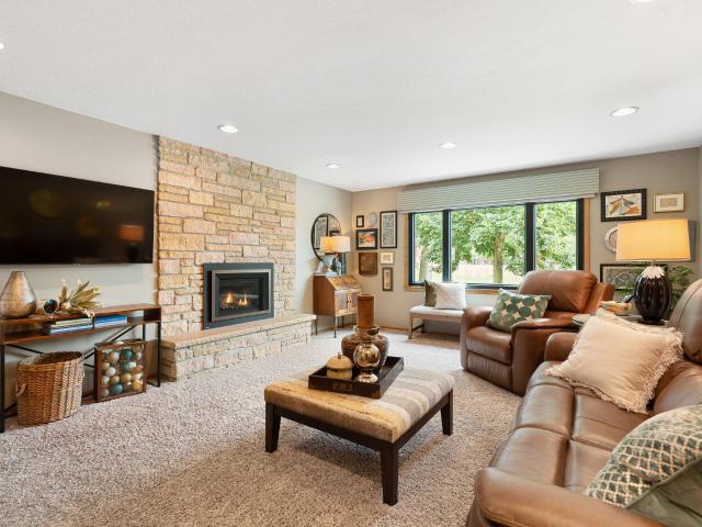 406 Ridge Circle