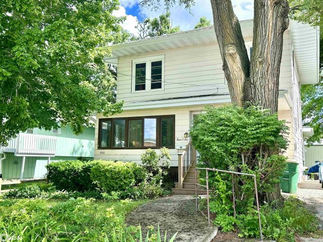 406 W Carpenter Avenue