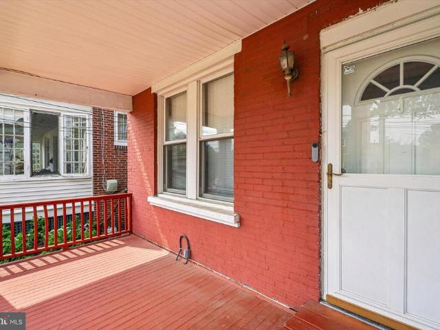 406 W Fornance Street