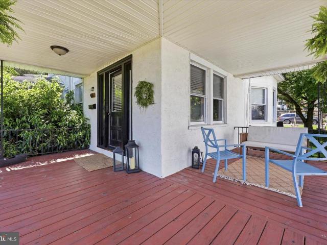 406 W Glenside Avenue