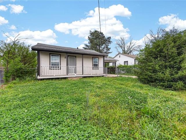 406 W Olrich St, Rogers, AR 72756