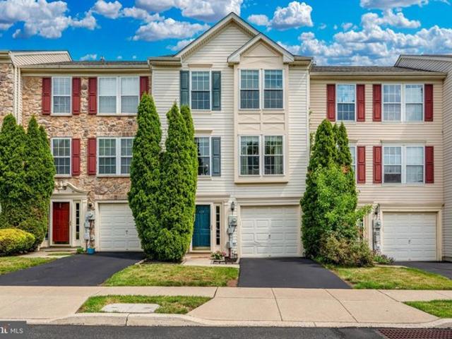 406 Terrace Dr, Quakertown, PA 18951