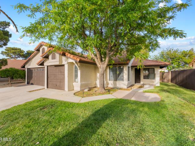 40744 Vía Valor, Palmdale, CA 93551 | MLS #26003