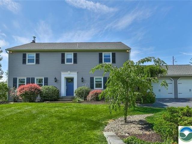 4074 Old Sentry Rd, South Whitehall Township, PA 18104