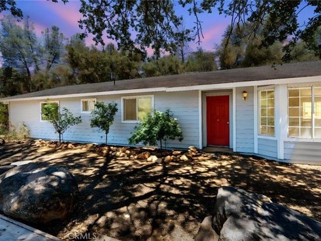 4074 Lakeview Dr, Mariposa, CA 95338