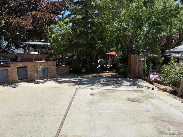 40751 N Shore Ln, Unit 63, Fawnskin, CA 92333 | MLS #32501
