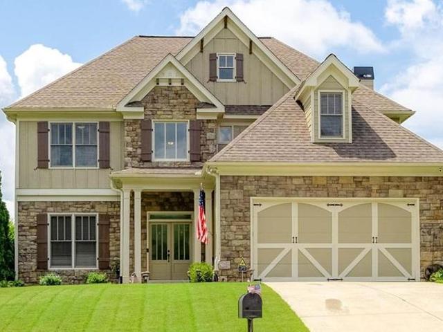 4075 Balsam Bark Dr, Cumming, GA 30028