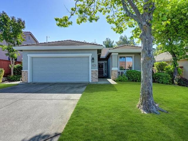 4075 Coldwater Dr, Rocklin, CA 95765