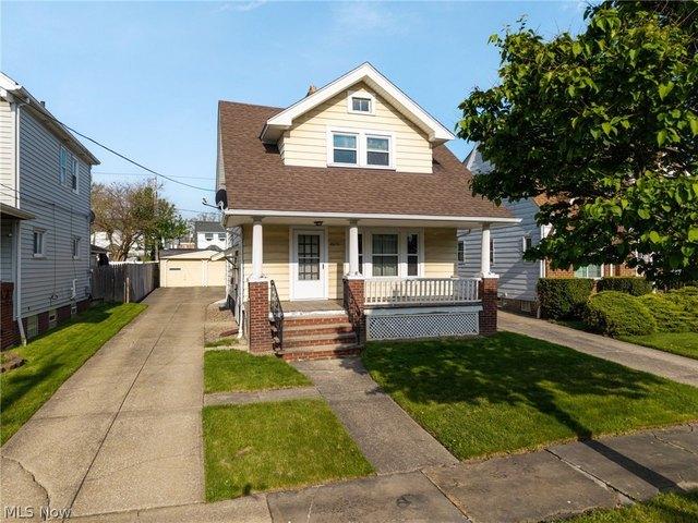 4076 W 49th St, Cleveland, OH 44144