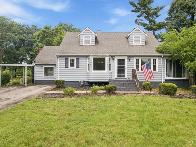 4077 McLean Dr, Union Township, OH 45255