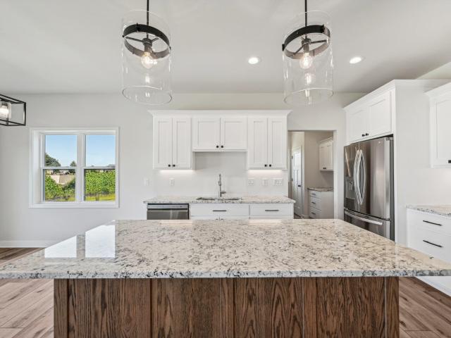 4079 Eagle Mound Pass