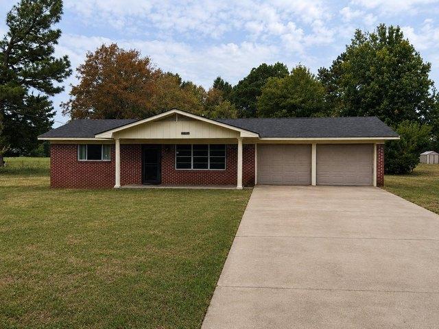 4071 Rosborough Springs Rd, Marshall, TX 75672