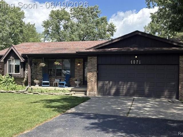 4071 S Elms Rd, Swartz Creek, MI 48473